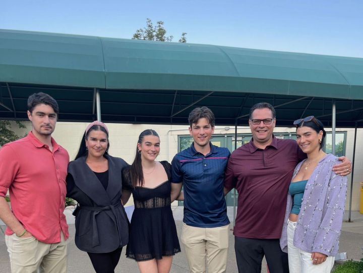 Solidarity on Skates: Sasha & Elle Hartje – Maccabi USA